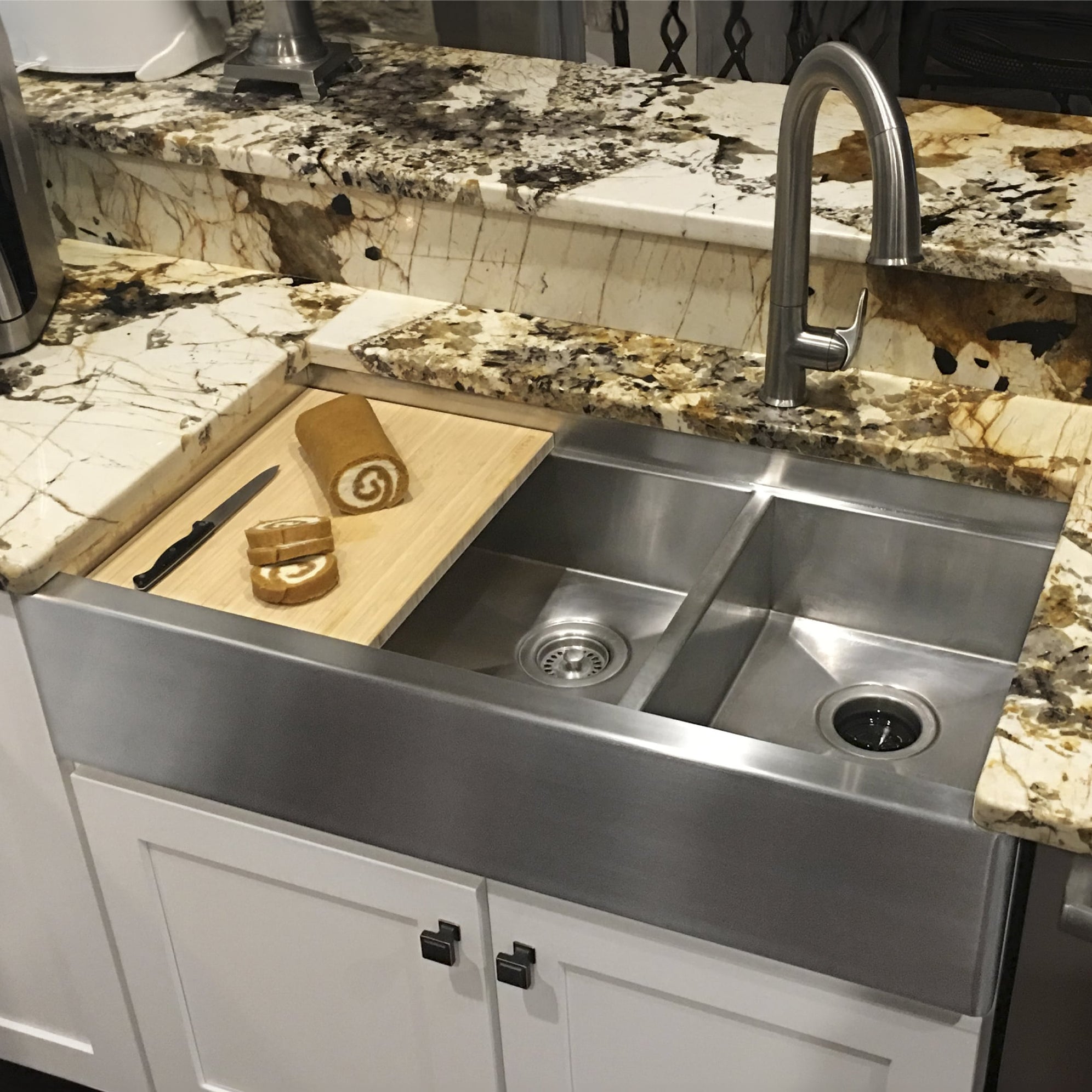 Hammered Kitchen Sinks - USA - Undermount & Farmhouse - Havens | Luxury ...