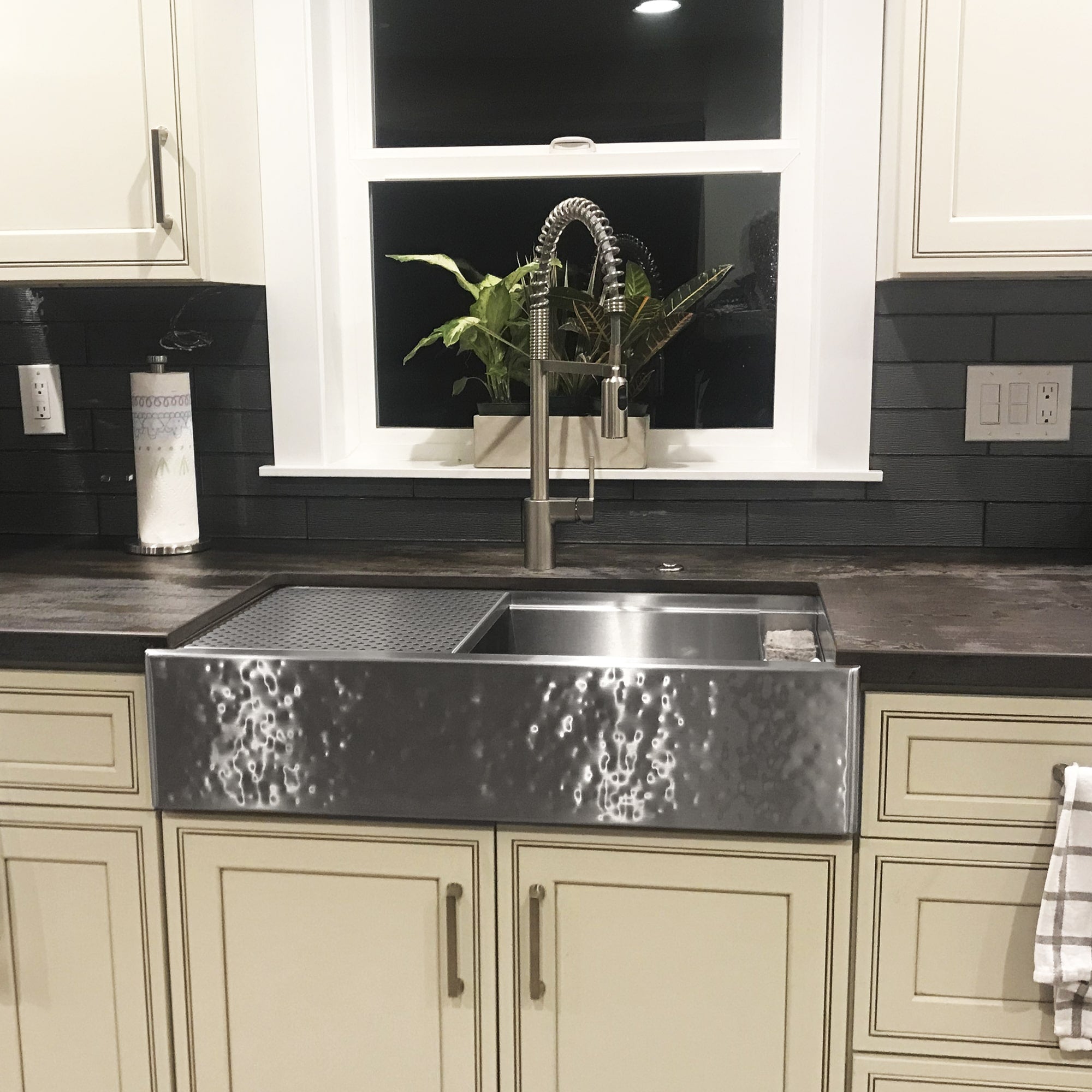 Hammered Stainless Steel & Copper Kitchen Sinks - Havens | Luxury Metals