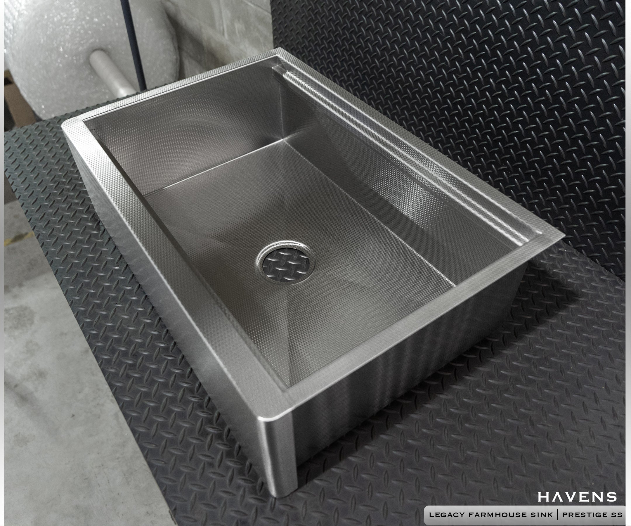 Legacy Farmhouse Sink - Stainless Steel - USA - Havens | Luxury Metals