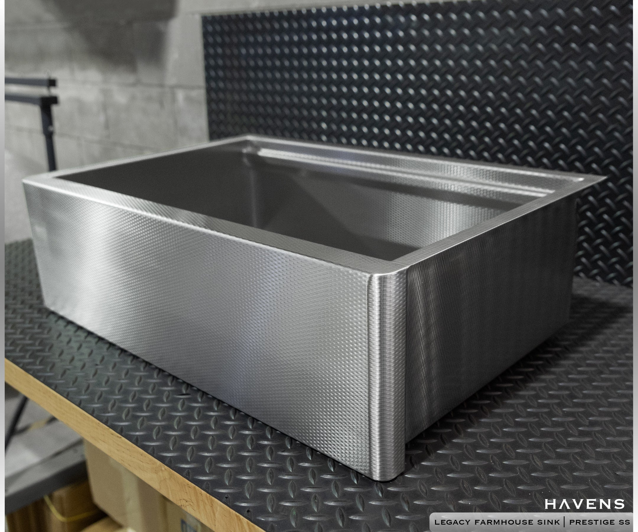 Legacy Farmhouse Sink - Stainless Steel - USA - Havens | Luxury Metals
